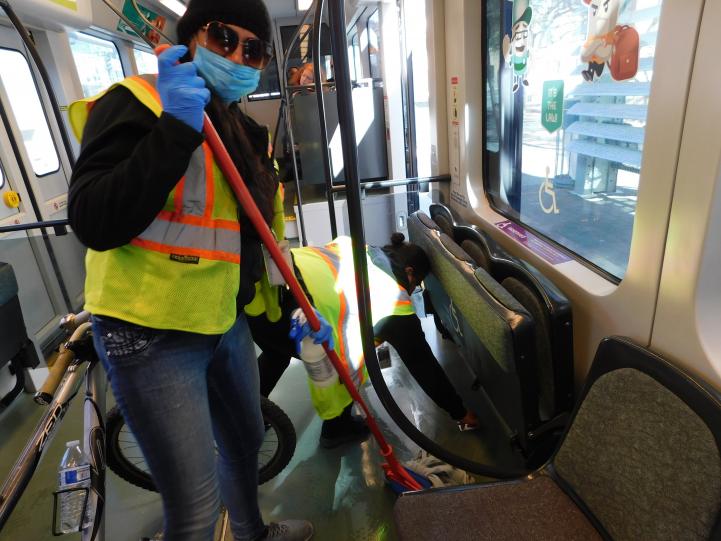 Valley Metro cleaning crews work everyday for you | Valley Metro